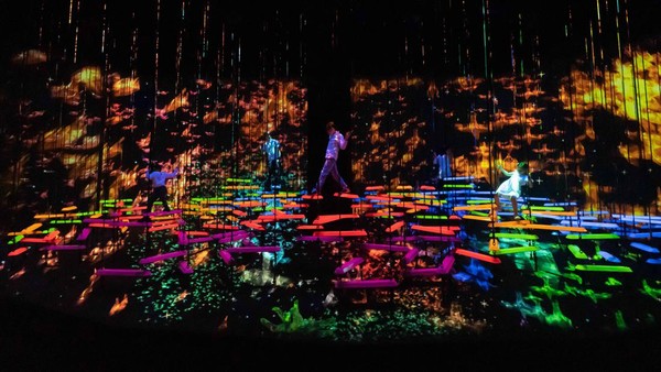 Foto: Karya Seni Digital Memukau di Marina Bay Sands