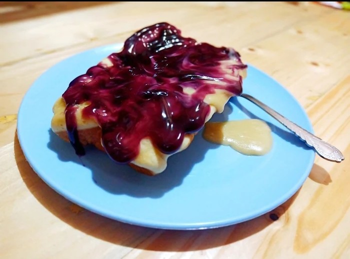 Nyam! 20 Kue Pancong Lumer Leleh Ada di Sini