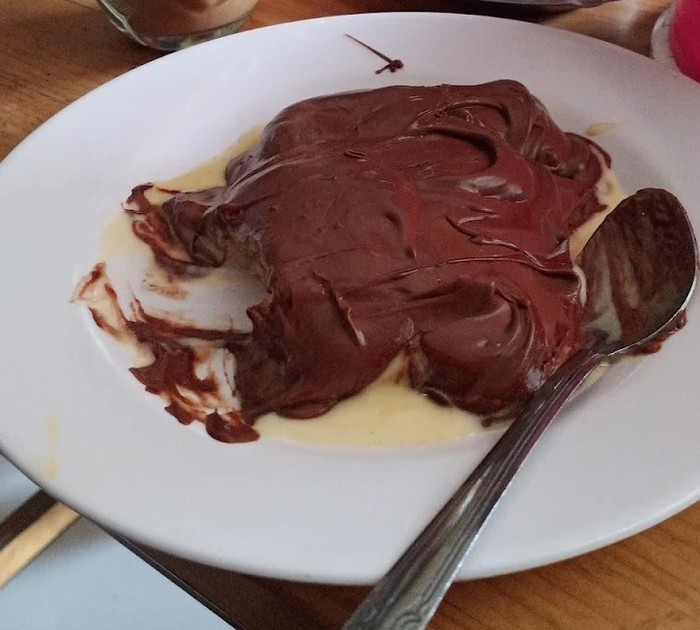 Nyam! 20 Kue Pancong Lumer Leleh Ada di Sini