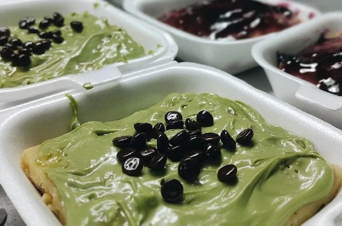 Nyam! 20 Kue Pancong Lumer Leleh Ada di Sini