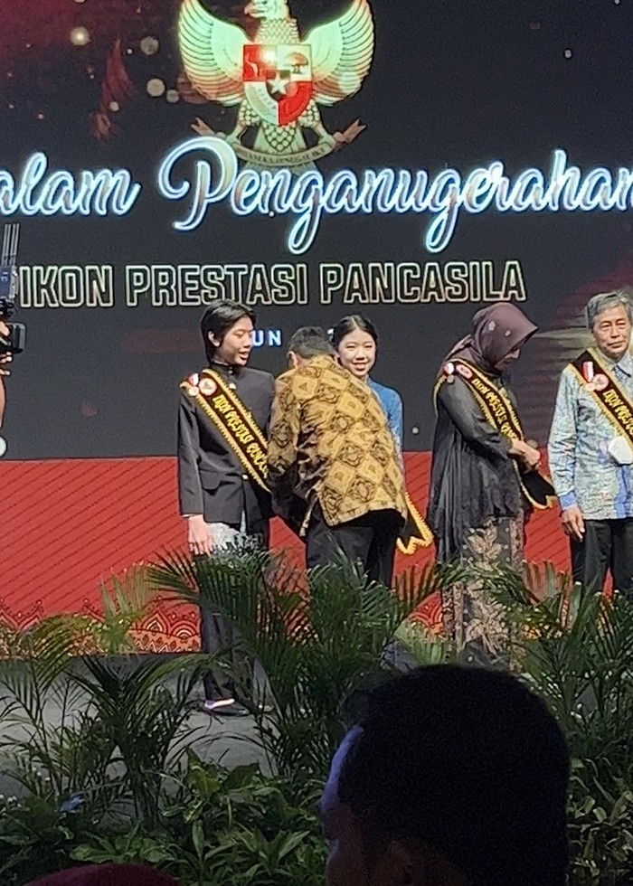 Potret Mischka dan Devon, Ikon Prestasi Pancasila 2022 Termuda