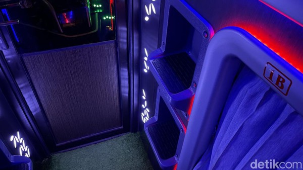 Foto Suite Class Bus Kalingga Jaya, Pesaing Berat Luxury Kereta