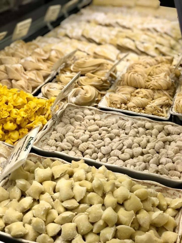 Lengkap! Ada Lebih dari 300 Jenis Keju di Pasar Italia Ini