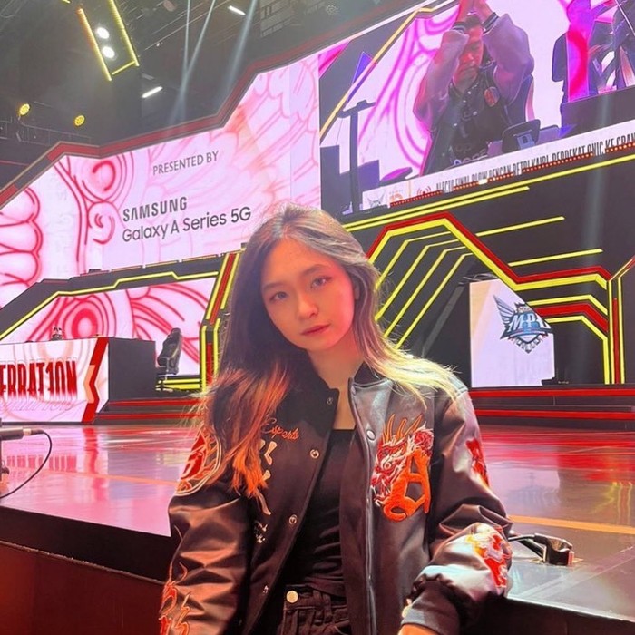 Mau Seperti Hotman Paris, Angie Tania Kuliah Jurusan Hukum