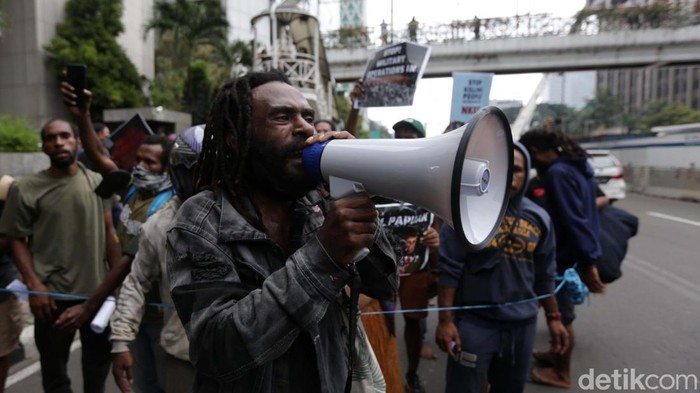 Ricuh Aksi Warga Papua di Kantor PBB