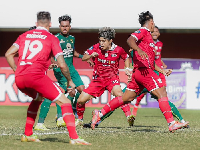 Bos Persis Solo Ungkap Alasan Tak Lakukan Transfer Pertengahan Musim Ini Bos Persis Solo Ungkap Alasan Tak Lakukan Transfer Pertengahan Musim Ini