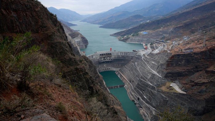 Siap Beroperasi, Begini Penampakan PLTA Terbesar Kedua di Dunia