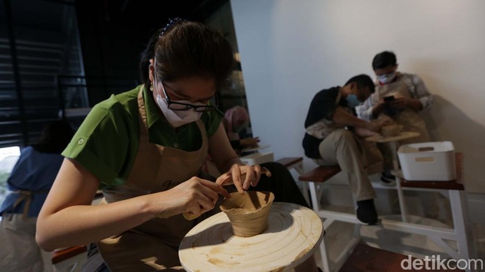 Keseruan Berkreatifitas Seni di Ganara Art Studio