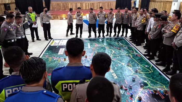 Polres Sukabumi Siapkan Skema Urai Macet Saat Nataru Polres Sukabumi Siapkan Skema Urai Macet Saat Nataru