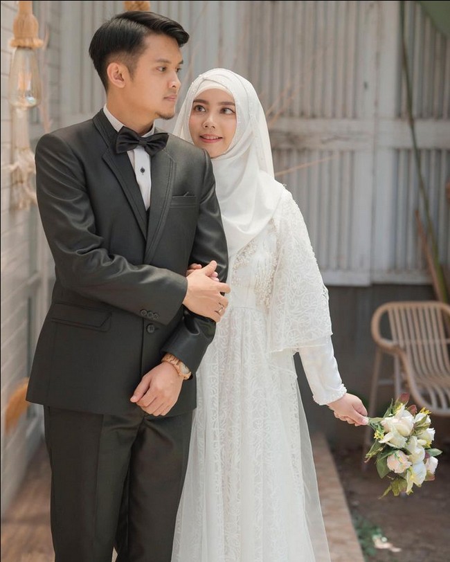 10 Foto Dokter Gugat Cerai Personel ADAM Musik, Dulu Diberi Mahar Ar Rahman