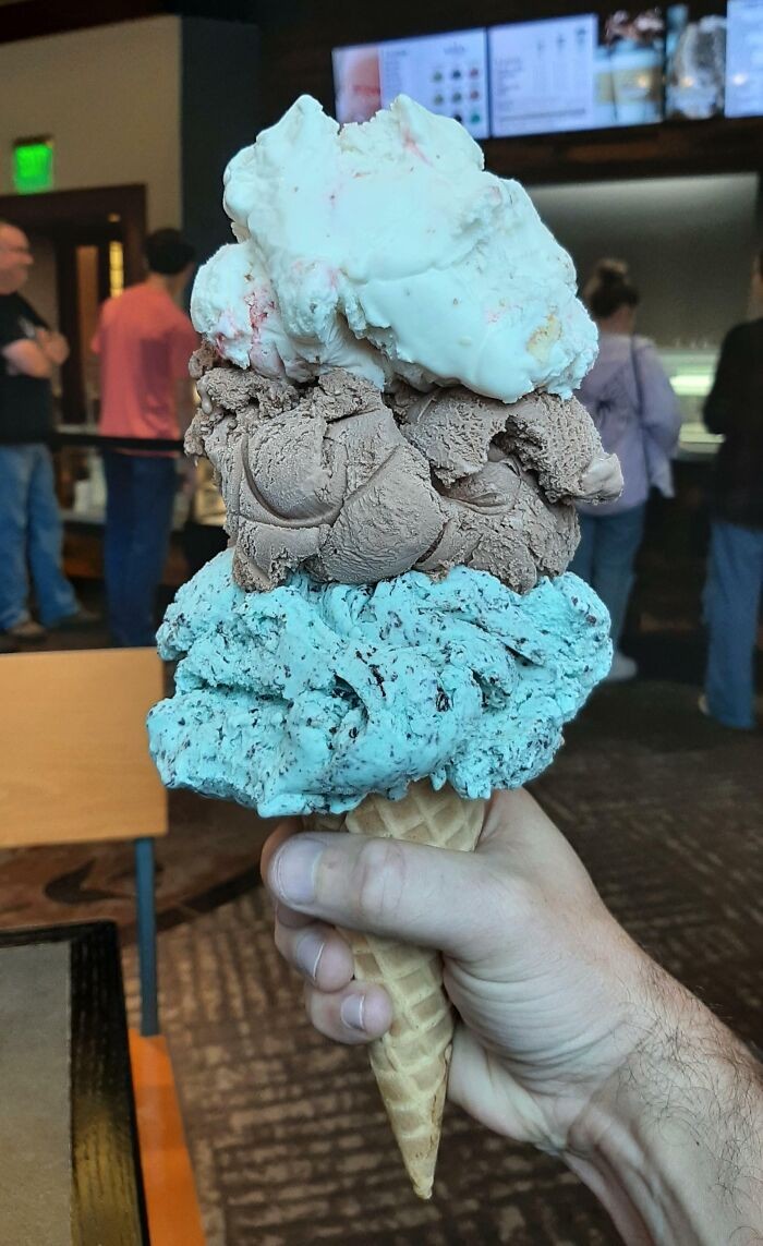 10 Makanan dengan Topping dan Isian Melimpah Sesuai Permintaan