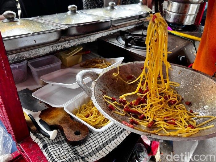Viral di Bekasi, Spaghetti Italia Ini Dijual Mulai dari Rp 5 Ribu!