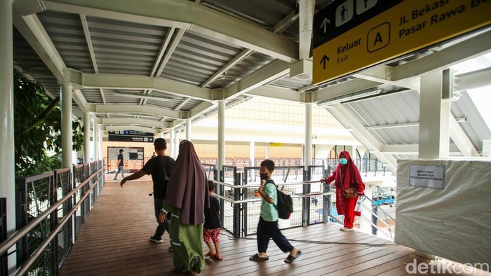 Halte Stasiun Jatinegara 2 Rampung, Transit Lebih Nyaman