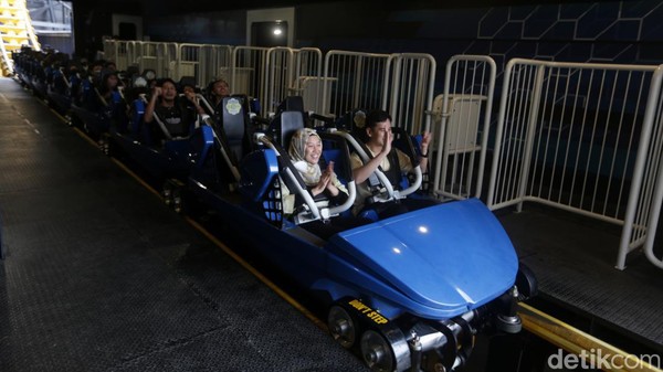 Keseruan Liburan Akhir Tahun di Trans Studio Cibubur