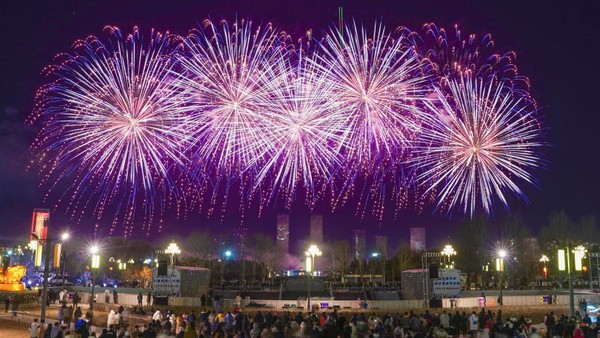 Gebyar Pesta Kembang Api Tahun Baru 2023 di Berbagai Negara