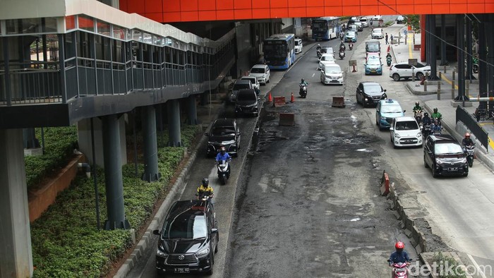 Ampun Deh... Jalan Rasuna Said Jaksel Rusak Lagi