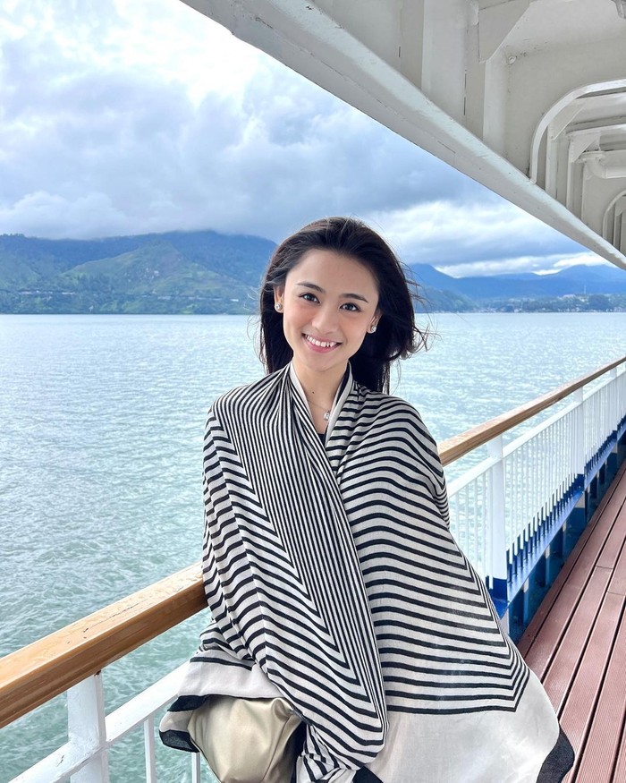 Debby Shinta Makin Dewasa, Imutnya Awet Banget