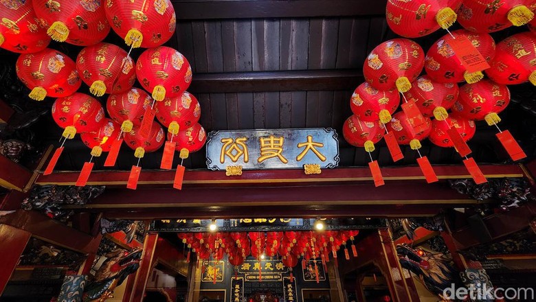 Jelang Imlek, Begini Meriahnya Suasana di Glodok China Town