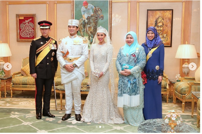 10 Foto Royal Wedding Putri Sultan Brunei Yang Menikah Dengan Sepupu