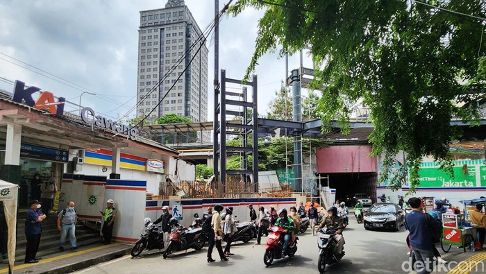 Terkini, Progres Pembangunan Proyek Halte Terintegrasi Cikoko Cawang