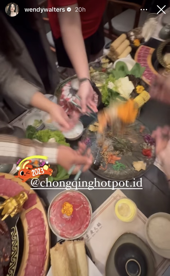 Keseruan Ruben Onsu hingga Roger Danuarta Makan Bersama Keluarga di Hari Imlek