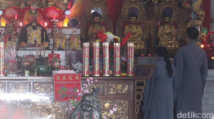 Perayaan Imlek di Vihara Tanda Bhakti Bandung Perayaan Imlek di Vihara Tanda Bhakti Bandung