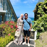 8 Potret Mesra Andre Taulany & Istri, 18 Tahun Menikah Kini Gugat Cerai