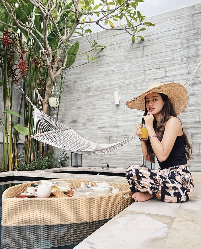 Dikabarkan Dekat dengan Al Ghazali, Susan Sameh Doyan Kulineran Seru