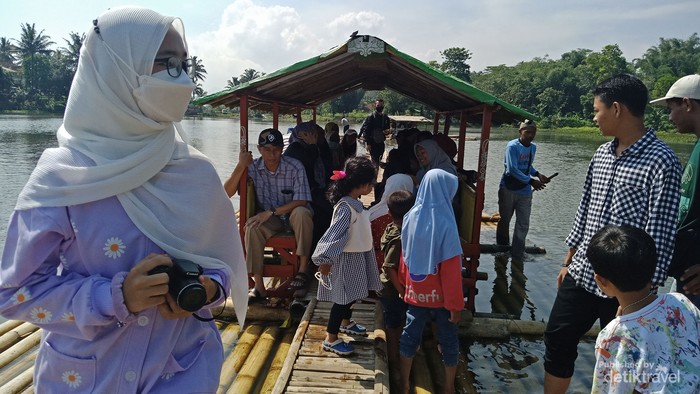 Istimewa, ke Candi Hindu Satu-satunya di Tanah Sunda
