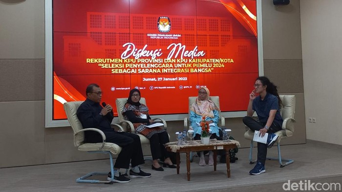 Bentuk Tim Seleksi Calon Anggota KPUD Secara Tertutup, KPU: Tak Perlu ... Bentuk Tim Seleksi Calon Anggota KPUD Secara Tertutup, KPU: Tak Perlu ...