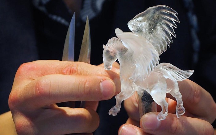 Sayang Dimakan, Permen Berbentuk Ikan hingga Kuda Putih yang Cantik Ini