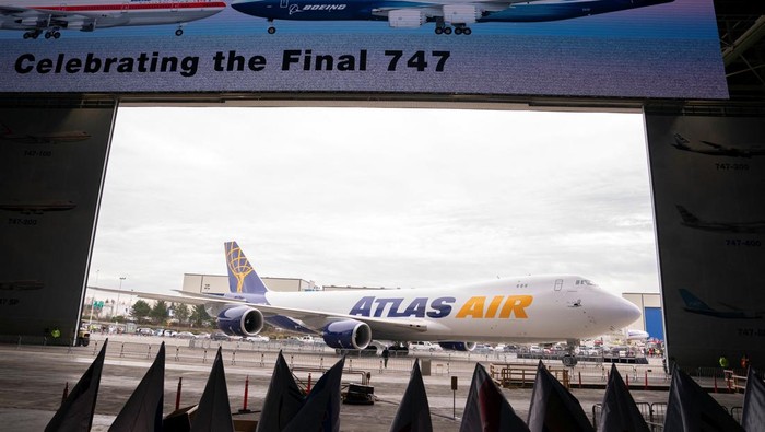 Potret Pengiriman Terakhir Boeing-747, Bye-bye Queen of The Skies