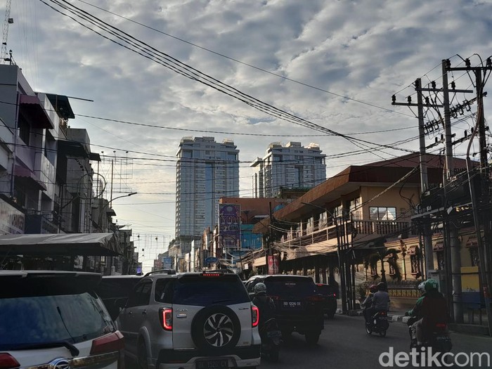 Penampakan Terkini Ruas Jalan di Medan yang Diproyeksikan Bebas Kabel