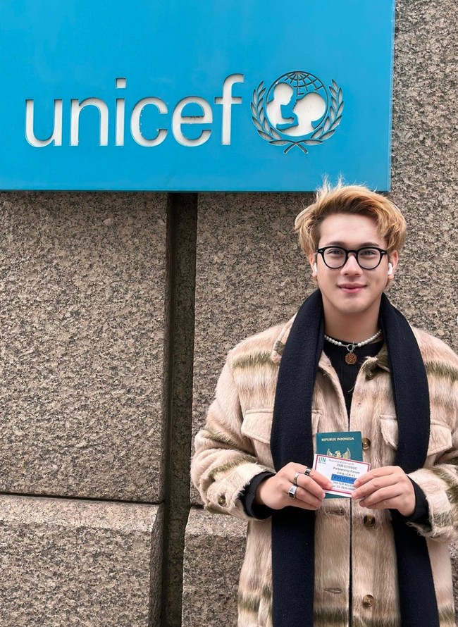 8 Pesona Deris Nagara, WNI Tampan Viral Jadi Presiden BEM Columbia ...