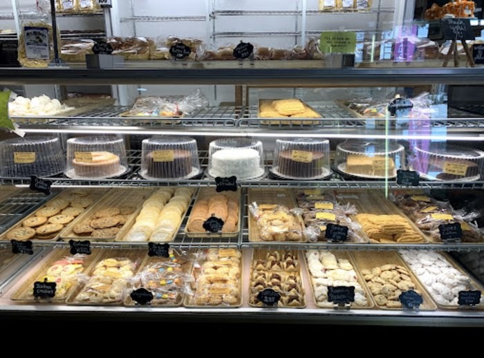 Potret Toko Roti Jadul Legendaris yang Sudah Diwarisi Empat Generasi