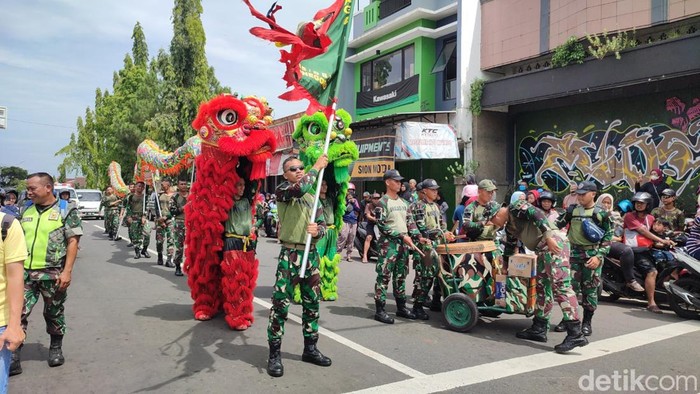 Potret Kemeriahan Perayaan Cap Go Meh di Ciamis