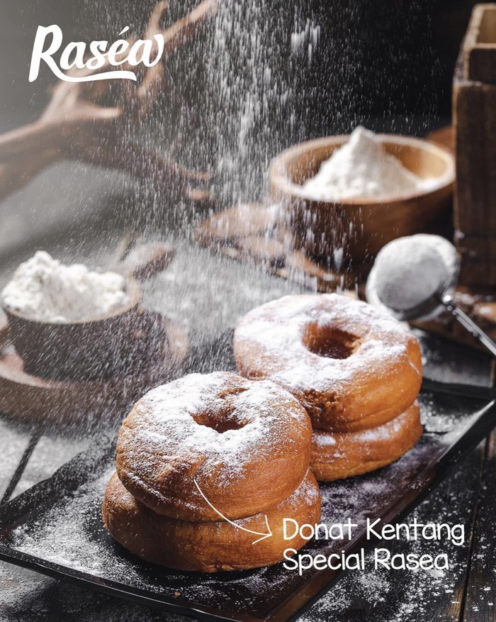 20 Donat Kentang yang Empuk Manis Ada di Sini