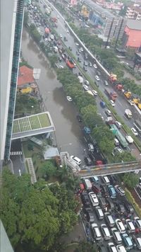 Jalan TB Simatupang Arah Pondok Indah Sempat Tergenang, Lalin Macet