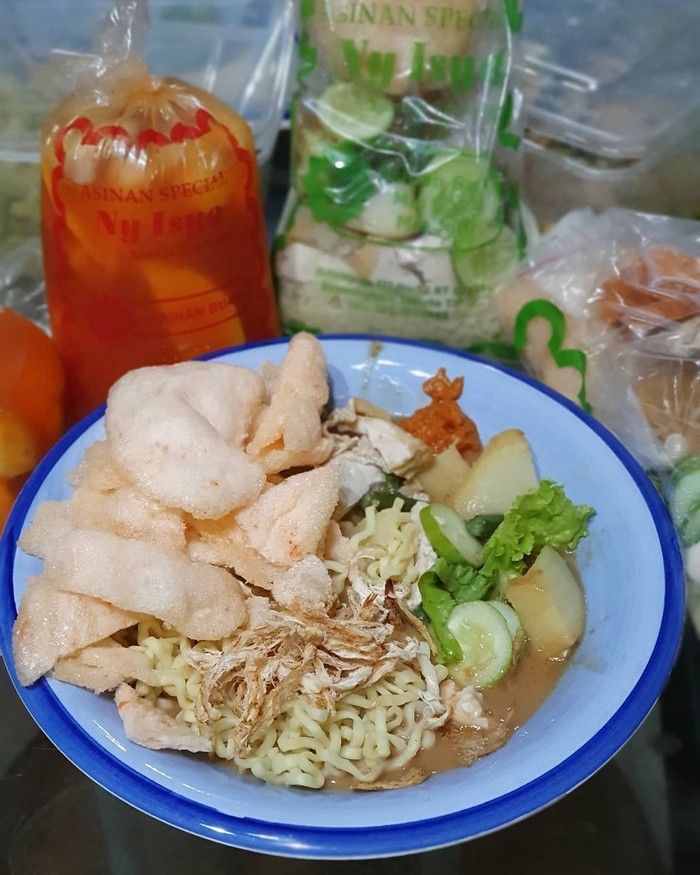 Renyah Gurih! 20 Asinan Betawi Asli Ada di Sini