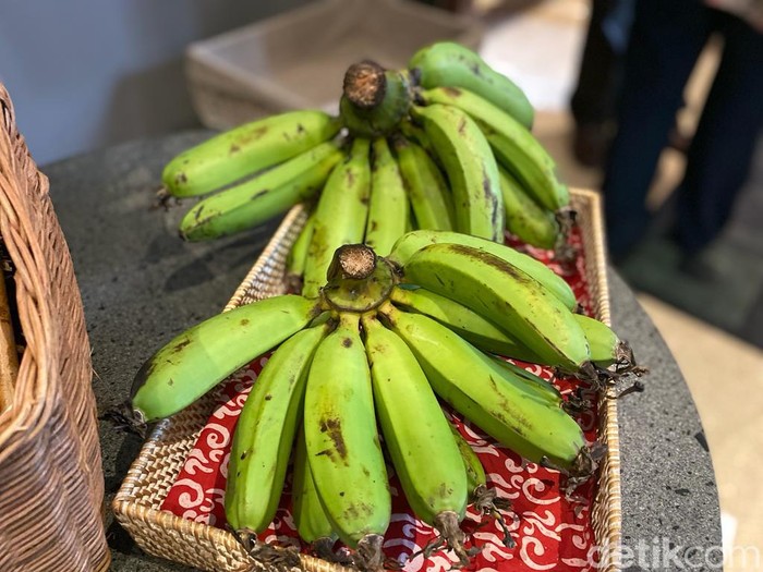 Buku Sambal Roa Ungkap Asal-usul Sambal Roa khas Manado