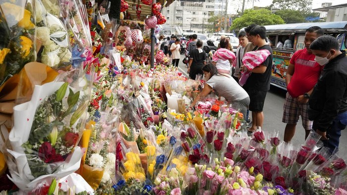 Meriahkan Valentine, Pedagang Bunga Ini Jual Buket Unik dari Bumbu Dapur