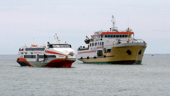 13 Jam Terombang-ambing, Kapal Express Pricillia Berhasil Dievakuasi