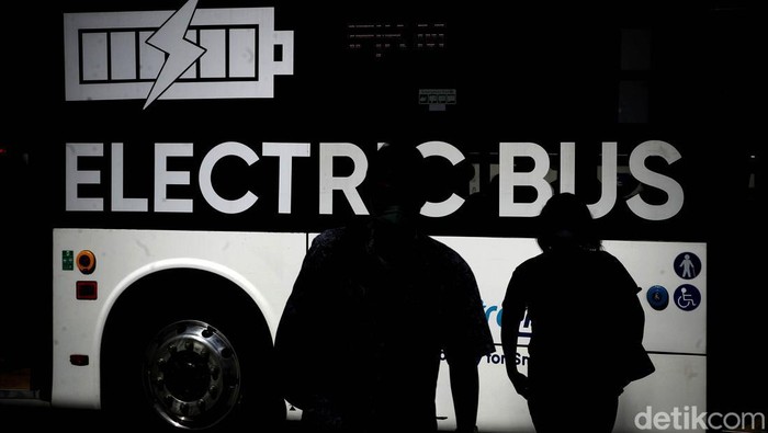 Potret Transportasi Umum yang Bisa Jadi Solusi Macet Ibu Kota