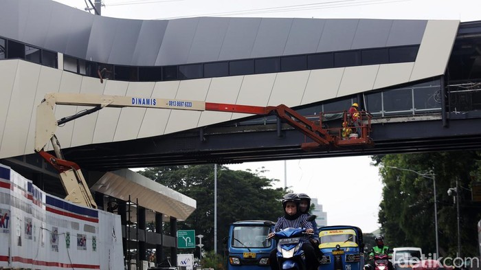Hampir Rampung, Halte TransJ Segera Terintegrasi dengan Stasiun Juanda