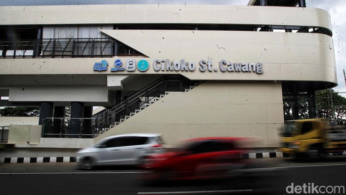 Sudah Dibuka! Potret Halte TiJe Cawang Cikoko yang Nyambung KRL hingga LRT