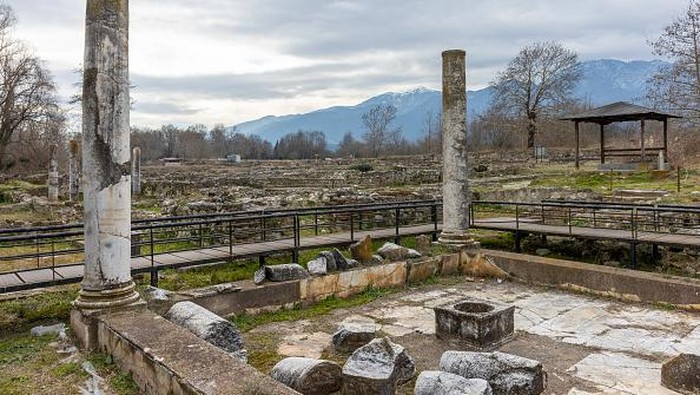 Jalan-jalan ke Dion, Kota Suci Kuno di Kaki Gunung Olympus Yunani
