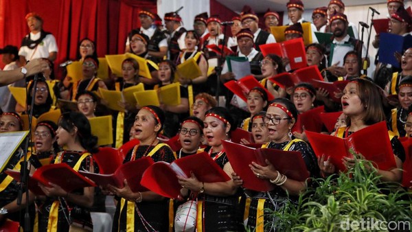 Melihat Misa Inkulturasi dalam Festival Reba Khas NTT