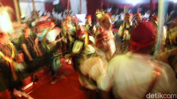 Meriahnya Festival Reba di Taman Mini Indonesia Indah