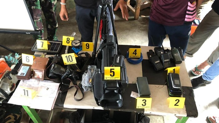 Satgas Damai Cartenz Sita Alat Propaganda KKB Egianus Kogoya di Nduga Satgas Damai Cartenz Sita Alat Propaganda KKB Egianus Kogoya di Nduga