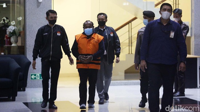 Foto Foto Bupati Mamberamo Tengah Berompi Tahanan Kpk